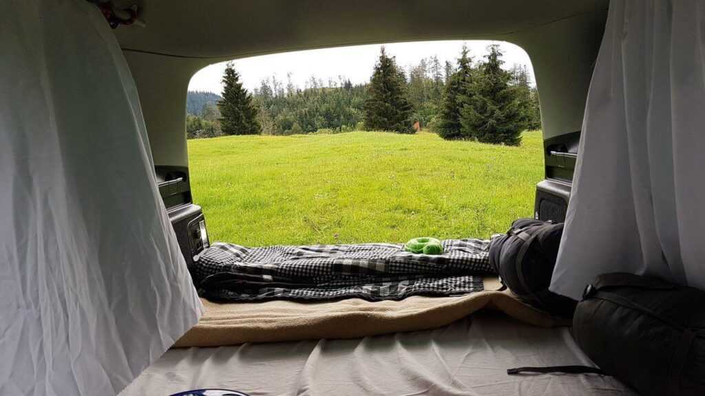 Sharan Camper: How to sleep in VW Sharan – Camping conversion review ...